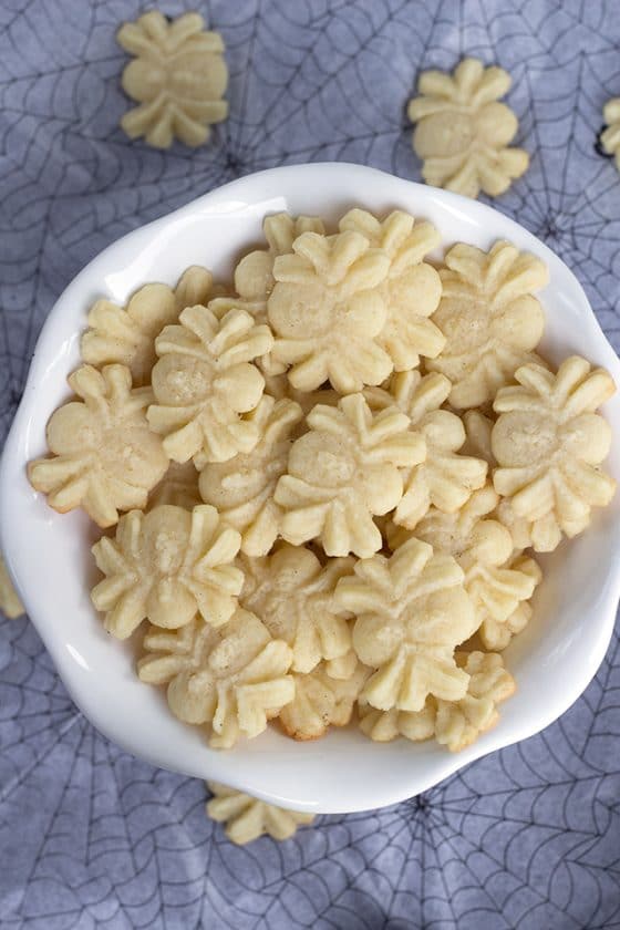 Spider Spritz Cookies - Cookie Dough and Oven Mitt