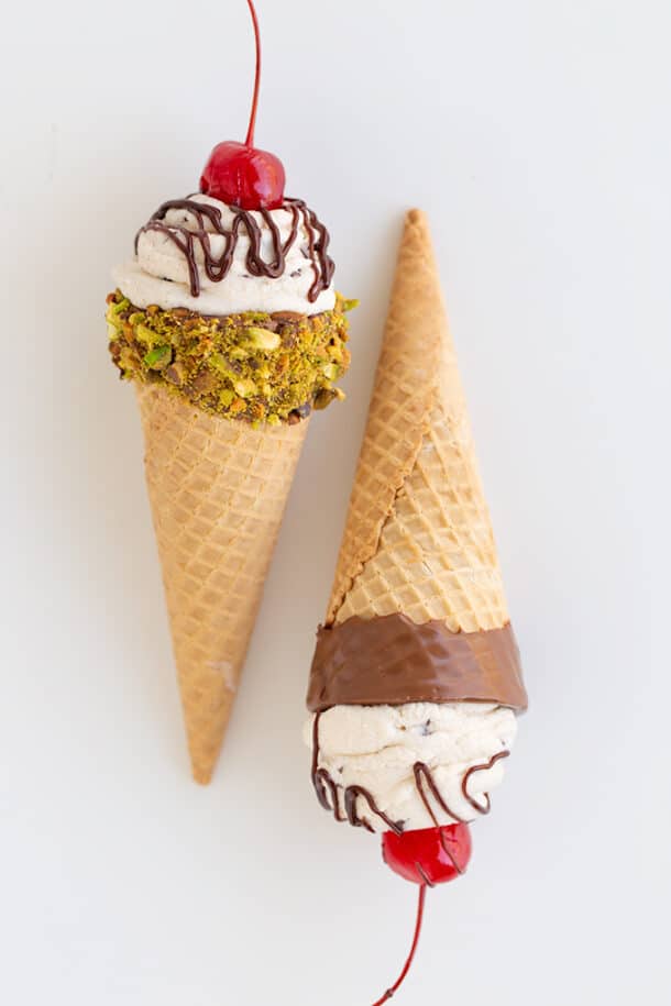 Cannoli Cones - Cookie Dough and Oven Mitt